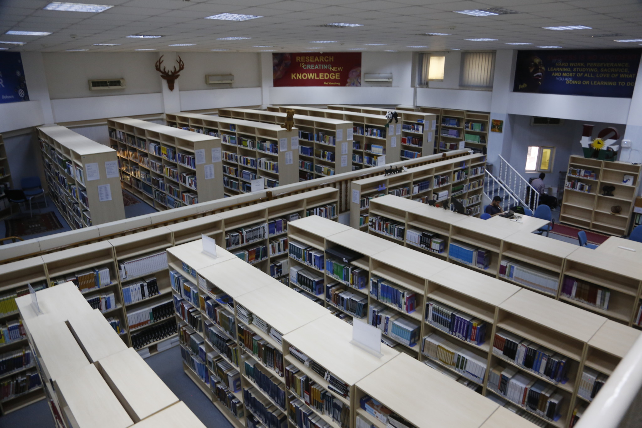 University of Kurdistan Hewlêr - BRAND KRI